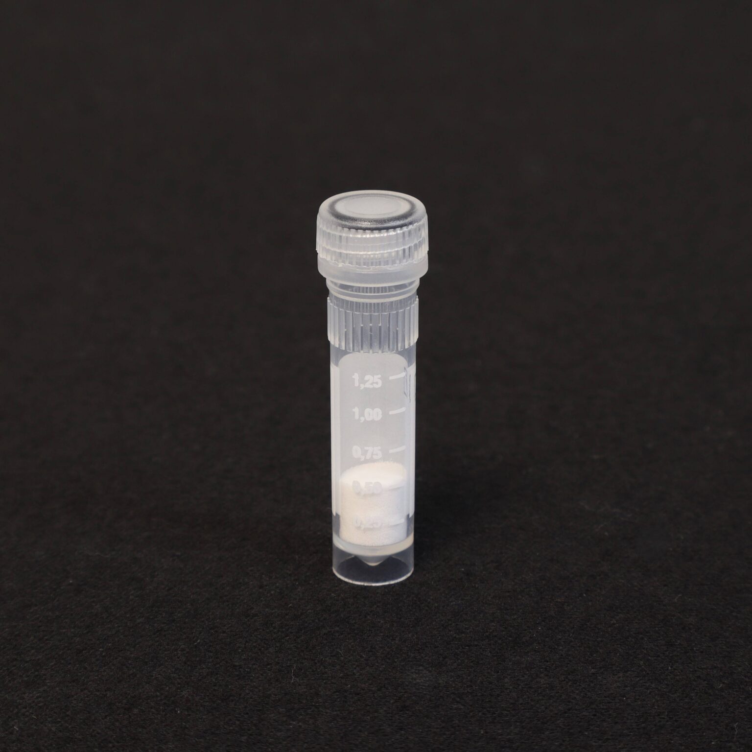 Lysing beads kits for bacteria
